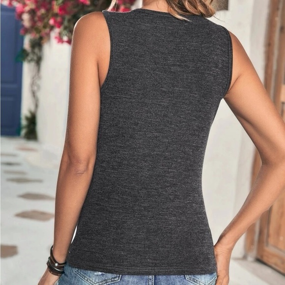 Delilah Wear | Tops | New Dark Grey Keyhole Neck Twist Front Tank Top ...